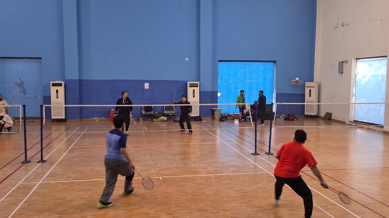 Hassan Bhai & Sheraz Vs shoaib & Haroon - YouTube