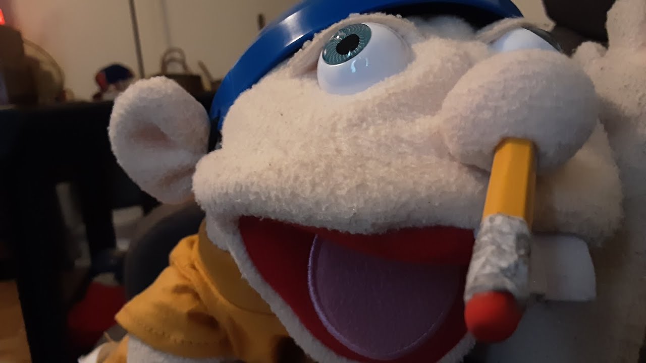 I fixed my Jeffy puppet. (First video of 2023) - YouTube