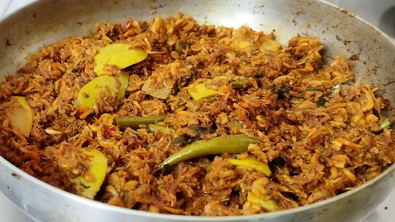 ओला कोलीम / जवळा | Ola Javla Recipe | How To Make Small Prawns (Ola ...