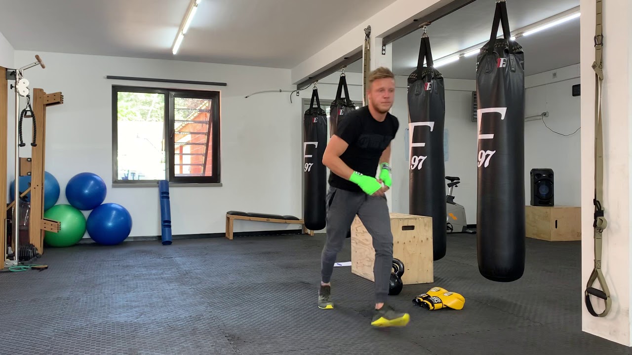 Lockdown workout #8 - YouTube