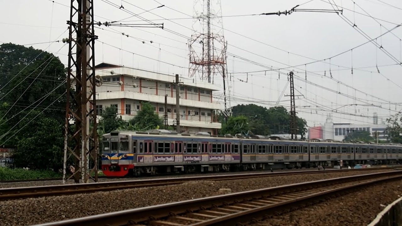 2014/01/13 【ジャカルタ】 都営地下鉄 6000形 6121F マンガライ駅 【三田線】 | KRL Jabodetabek ...