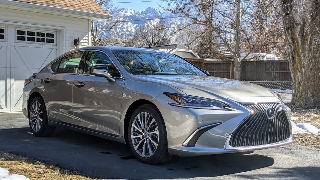 The 2021 Lexus ES250 AWD Has More Traction But Less Power - YouTube