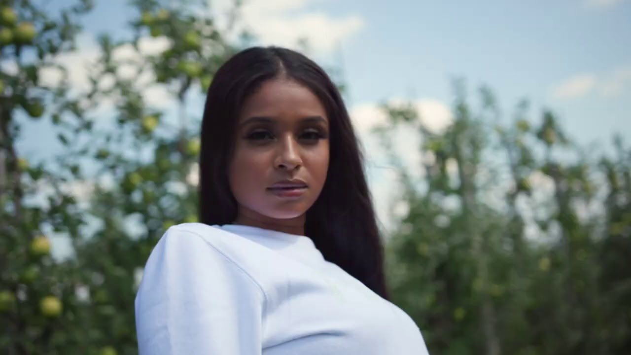 Moula 1st - Kendall (Official Video) - YouTube