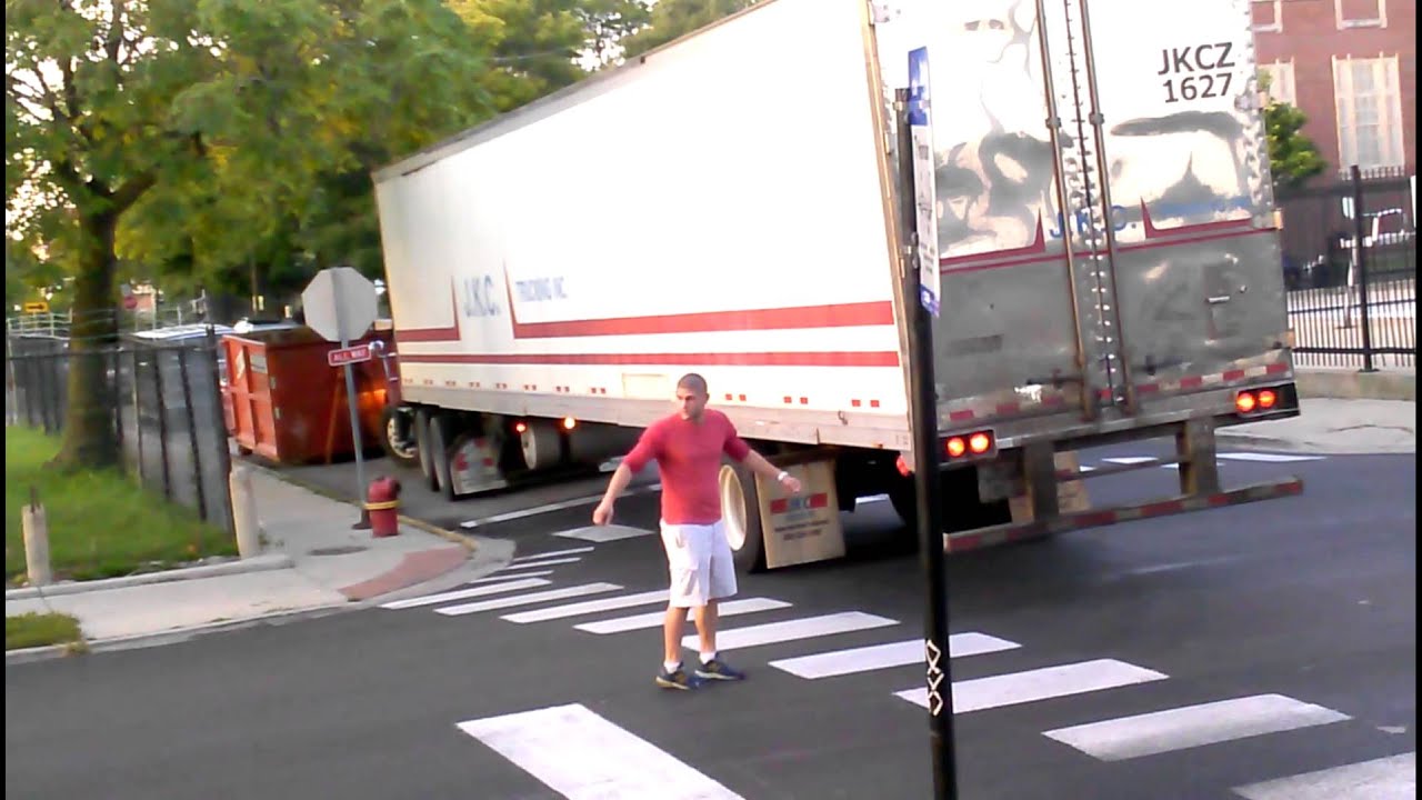 Bad Truck Driver in Chicago - YouTube