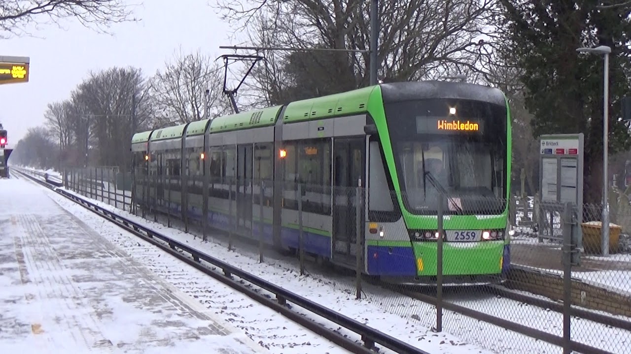 London Tramlink Variobahn 2559 at Birkbeck - YouTube