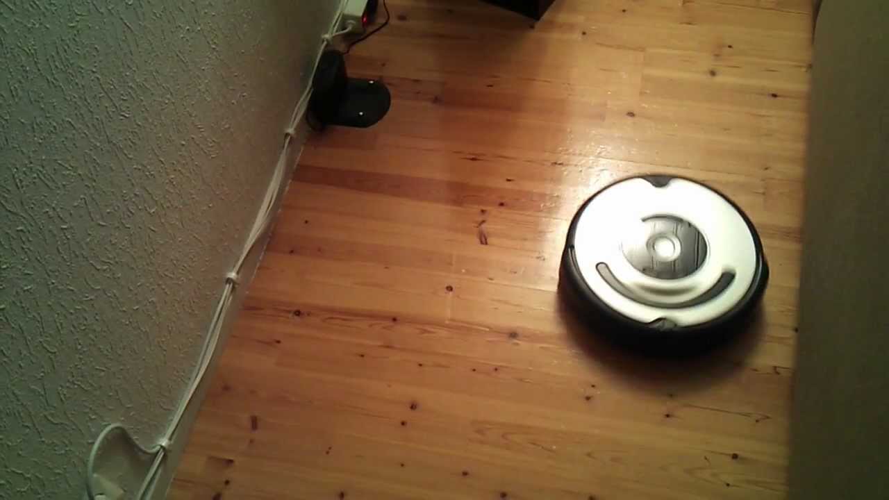 Broken Roomba 555 ? - YouTube