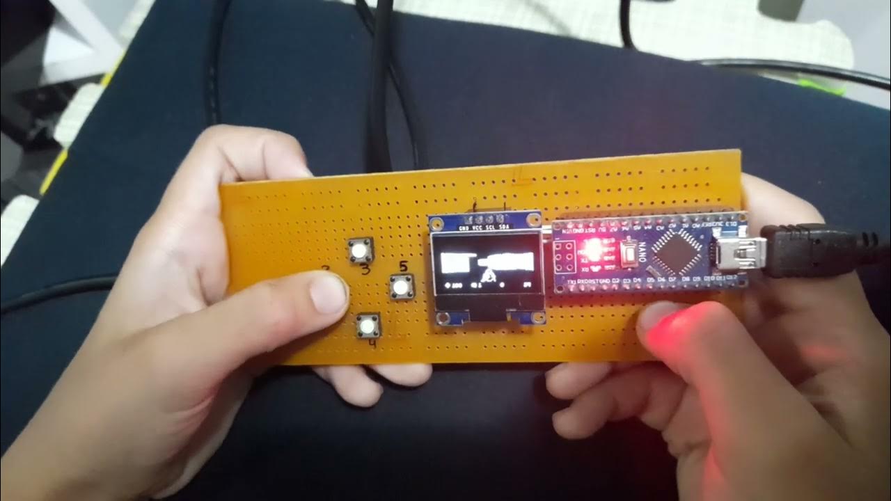 Jugando Doom con arduino nano y pantalla oled!! - YouTube