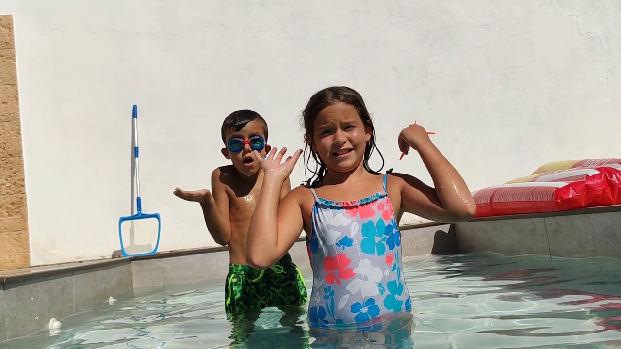 Tres Retos en la piscina - YouTube