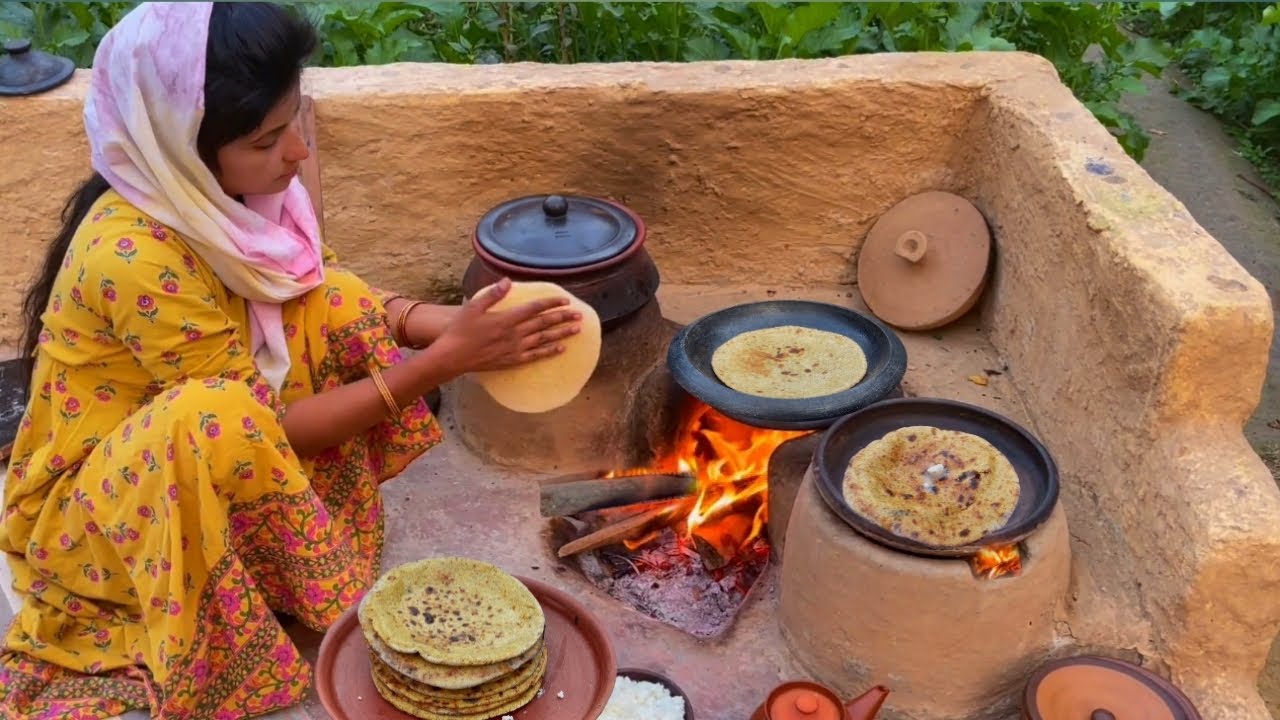 Cooking SARSON ka SAAG and MAKKE ki Roti on Mud Chulha in Village lI ...