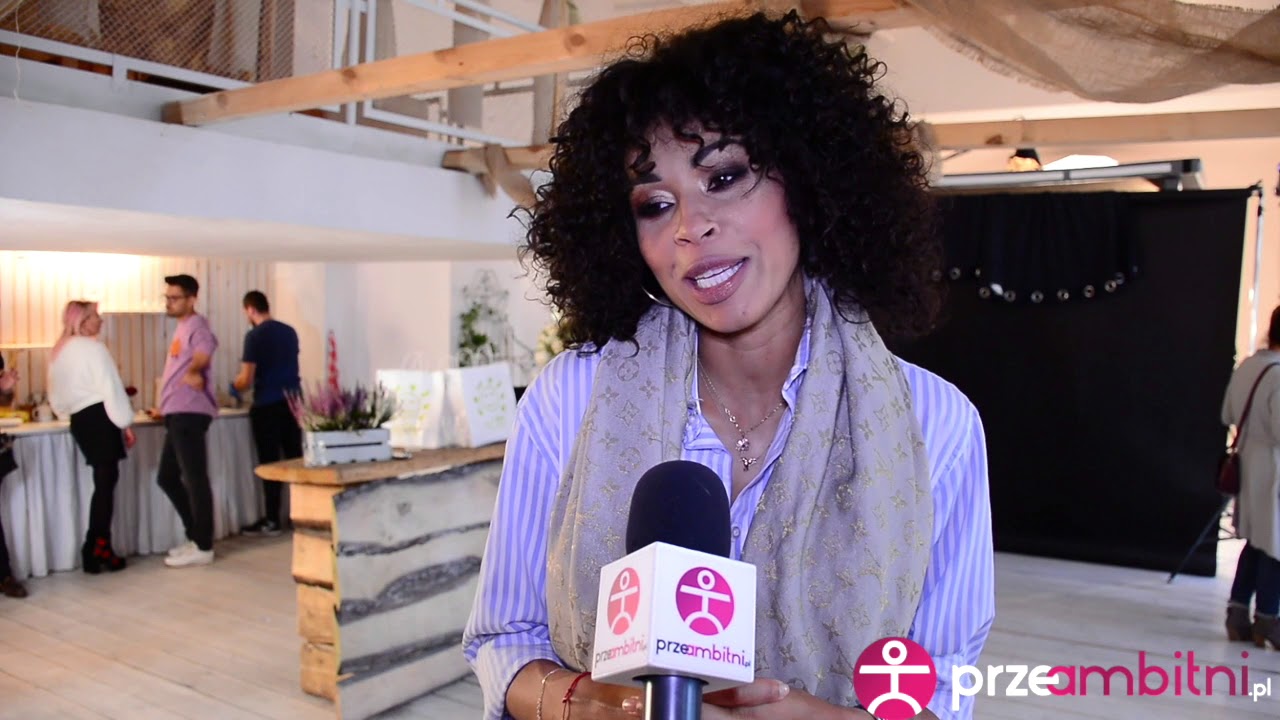 Omena Mensah: "To są moi najwięksi fani" - o kim mowa? | przeAmbitni.pl ...