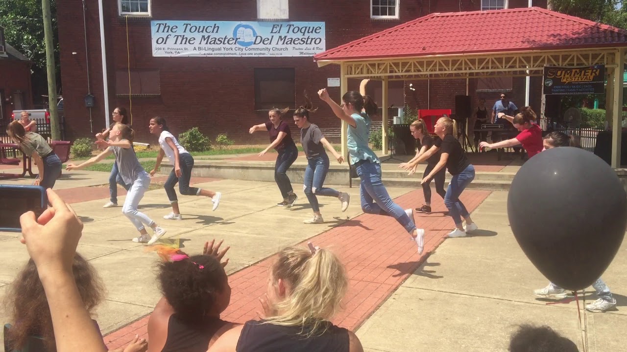 Light of Life Performing Arts at the Park - YouTube