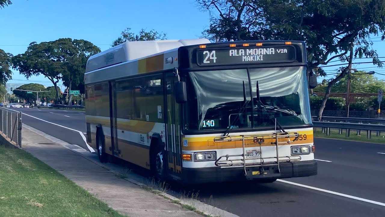 Honolulu TheBus Route 24 Ala Moana via Kapahulu- UH Manoa- Makiki, Bus ...