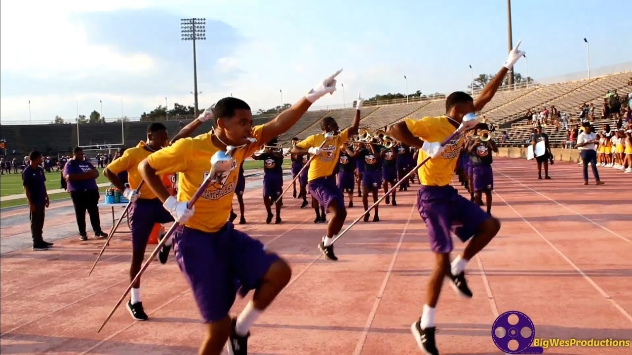 Edna Karr Marching Band [Marching In] vs St Aug (2023) - YouTube