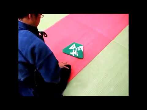 How to wear tenugui for kendo - 면수건 쓰는 법 (てぬぐい) 3 - YouTube