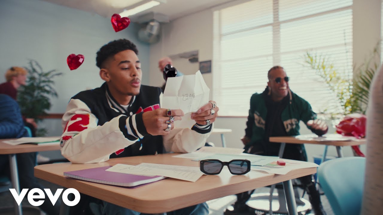 TheHxliday - DOSES (Official Video) - YouTube