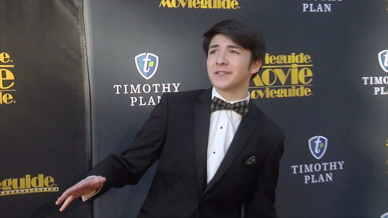 Sloane Morgan Siegel 24th Annual Movieguide Awards Red Carpet - YouTube