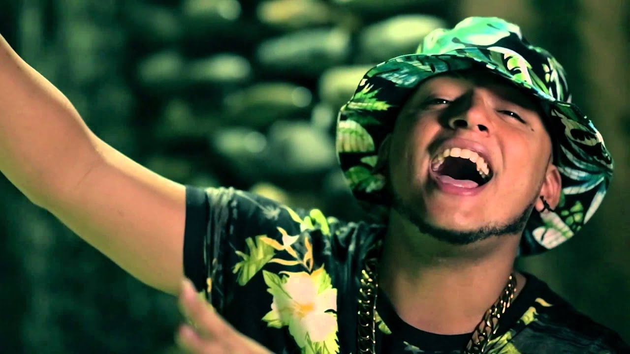 Vity Flow Ella Se Luce VIDEO OFICIAL byla chercha - YouTube