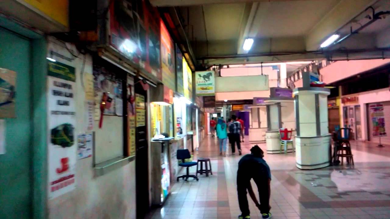 Larkin Bus Station at Midnight, Johor - YouTube