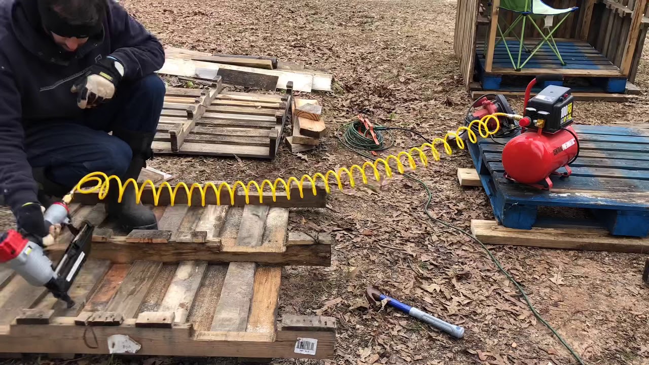 Shooting house build, step by step made from free pallets and lumber ...