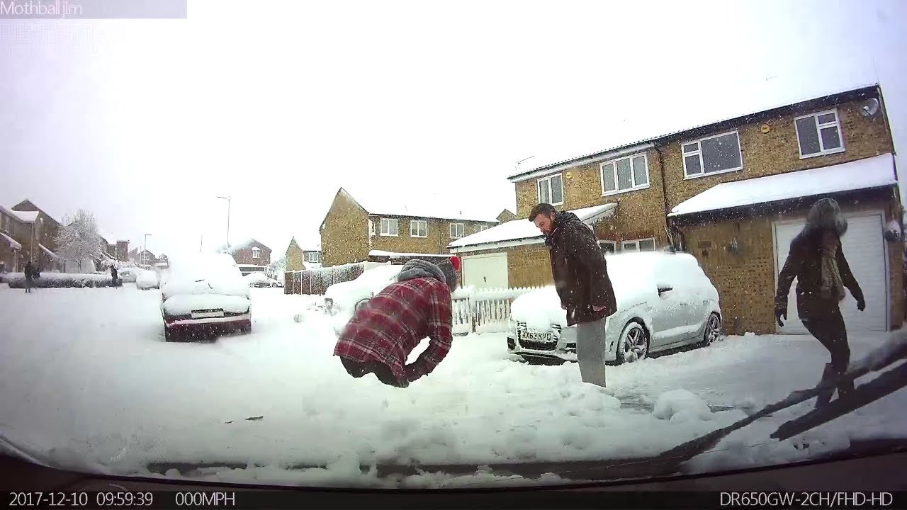 DRIVING IN THE SNOW FAIL - UNITED KINGDOM UK 2018 - YouTube
