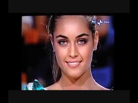 Maria Perrusi,Miss Italia 2009,ospite a La Vita in Diretta,16.9.2009 ...