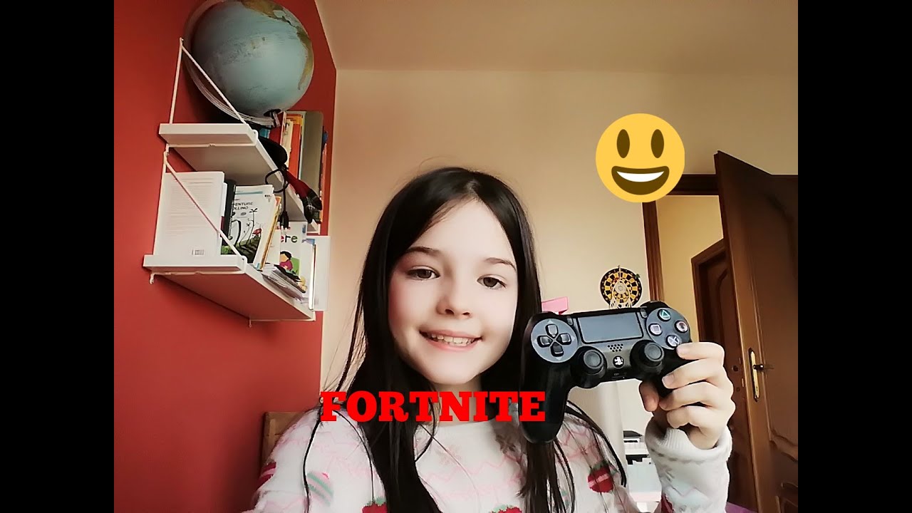 GIOCO A FORTNITE - ELLY TV - YouTube