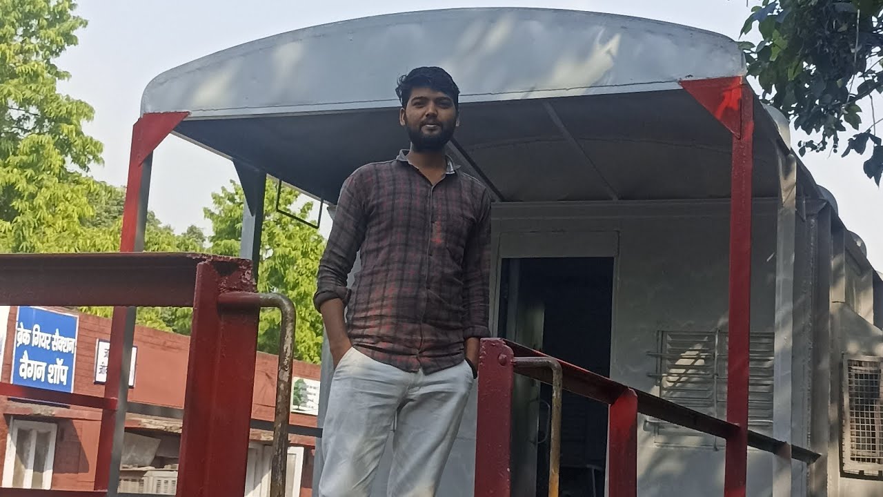 #Bvzi icf trolley indian railways🇮🇳 last 🚝🚄#railway#jagadhari #railveer ...