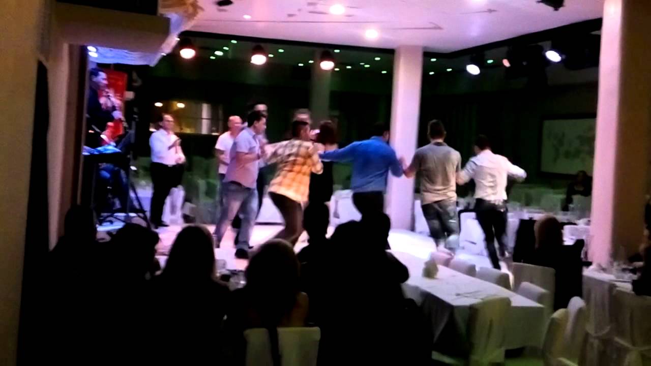 ΣΕΛΛΑΔΗΤΕΣ ΤΡΙΒΟΥΝ ΤΟ ΠΙΠΕΡΙ !!!! - YouTube
