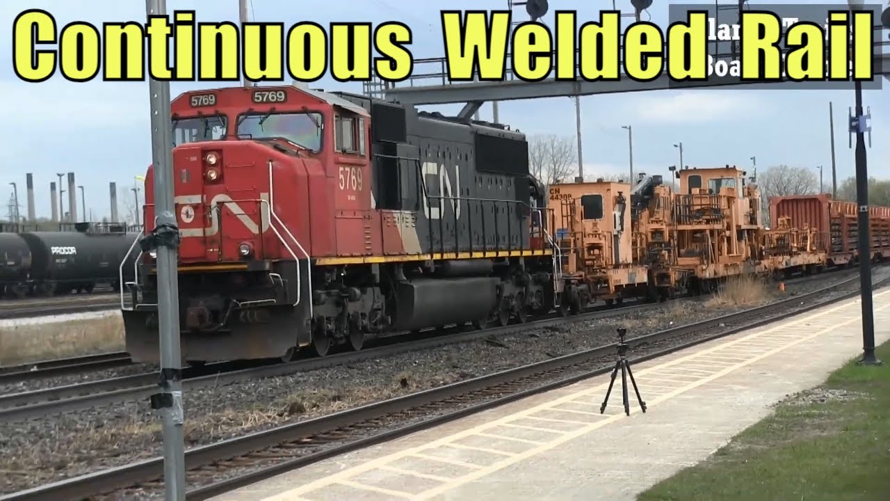 CN Continuous Welded Rail Train In Sarnia Ontario - YouTube