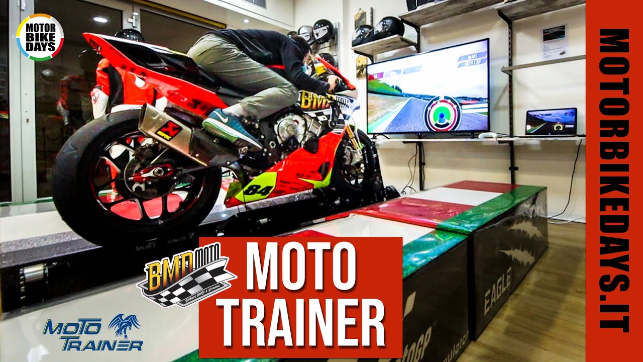 Gomito a terra al Mugello💥 - MOTO TRAINER SIMULATOR - YouTube