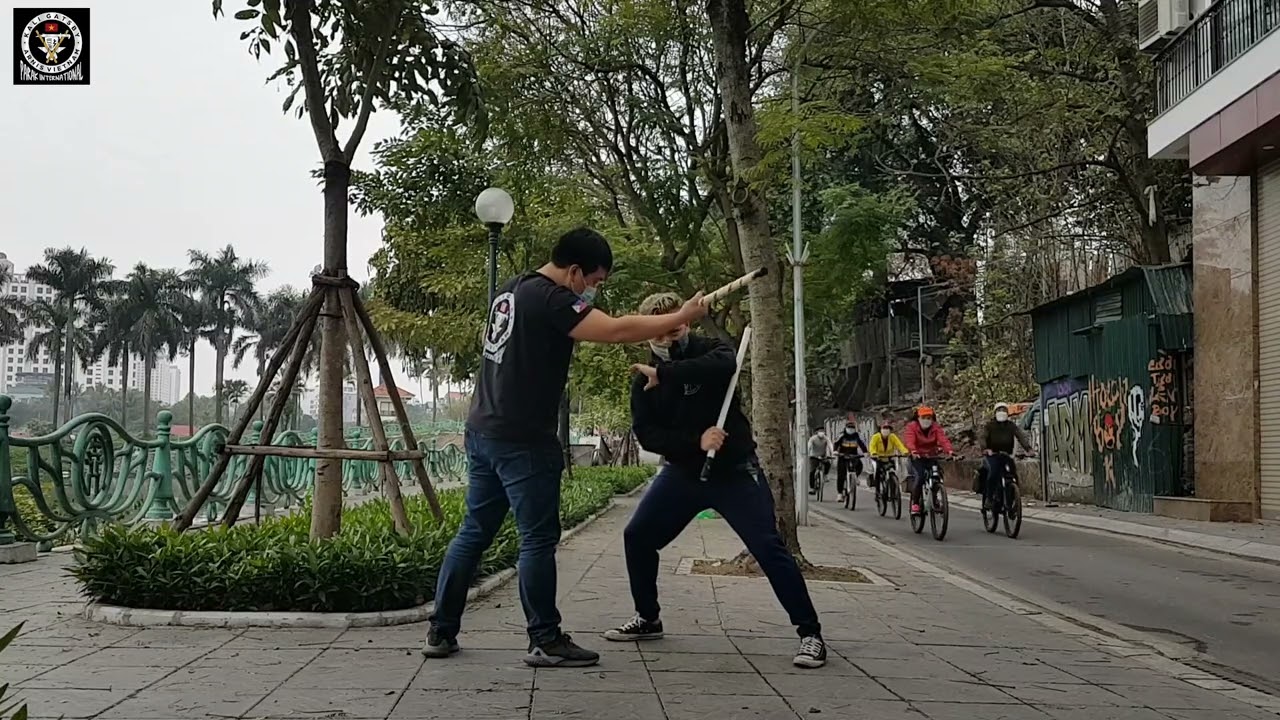 ARNIS TRAINING WITH GAI l SOME OF ESPADA Y DAGA APPLICATION - YouTube