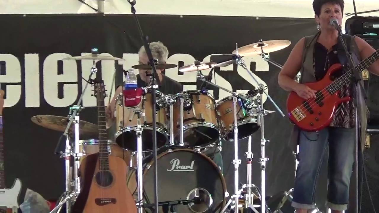 Man! I Feel Like A Woman - YouTube