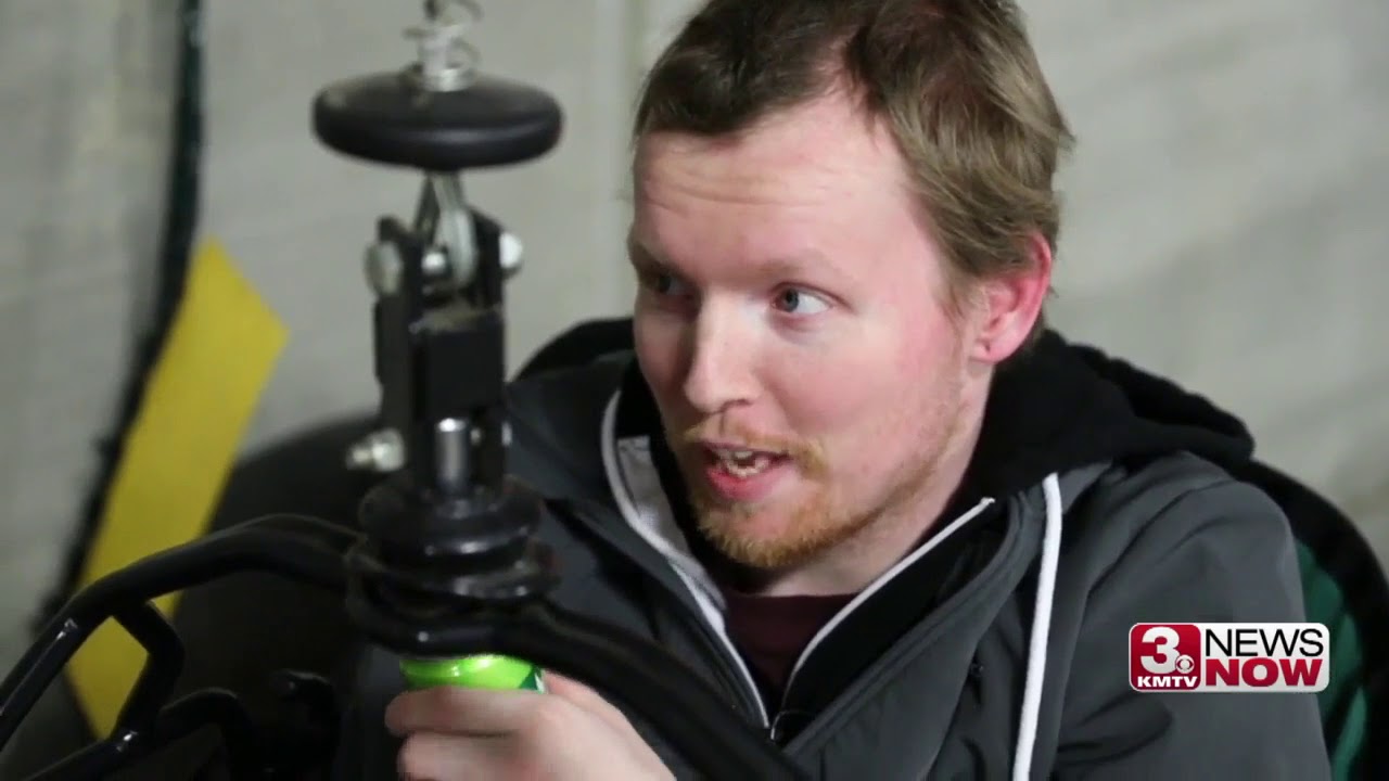 Omaha go-cart driver gets back on track - YouTube