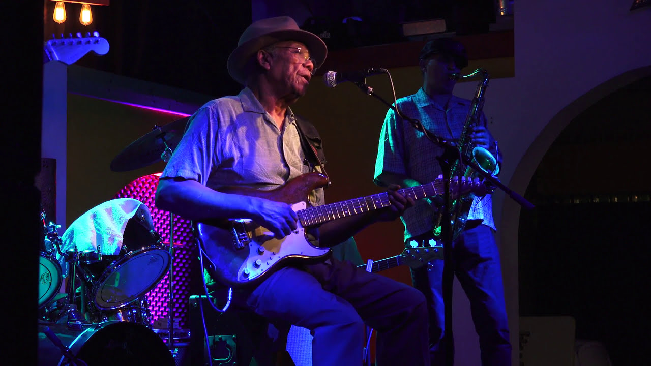 The W.C.Clark Blues Revue - Ain't it funny how time slips away (HD ...