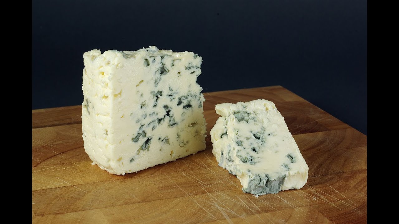 Attempting to eat cheese [Muggost] (VOMIT ALERT) - YouTube