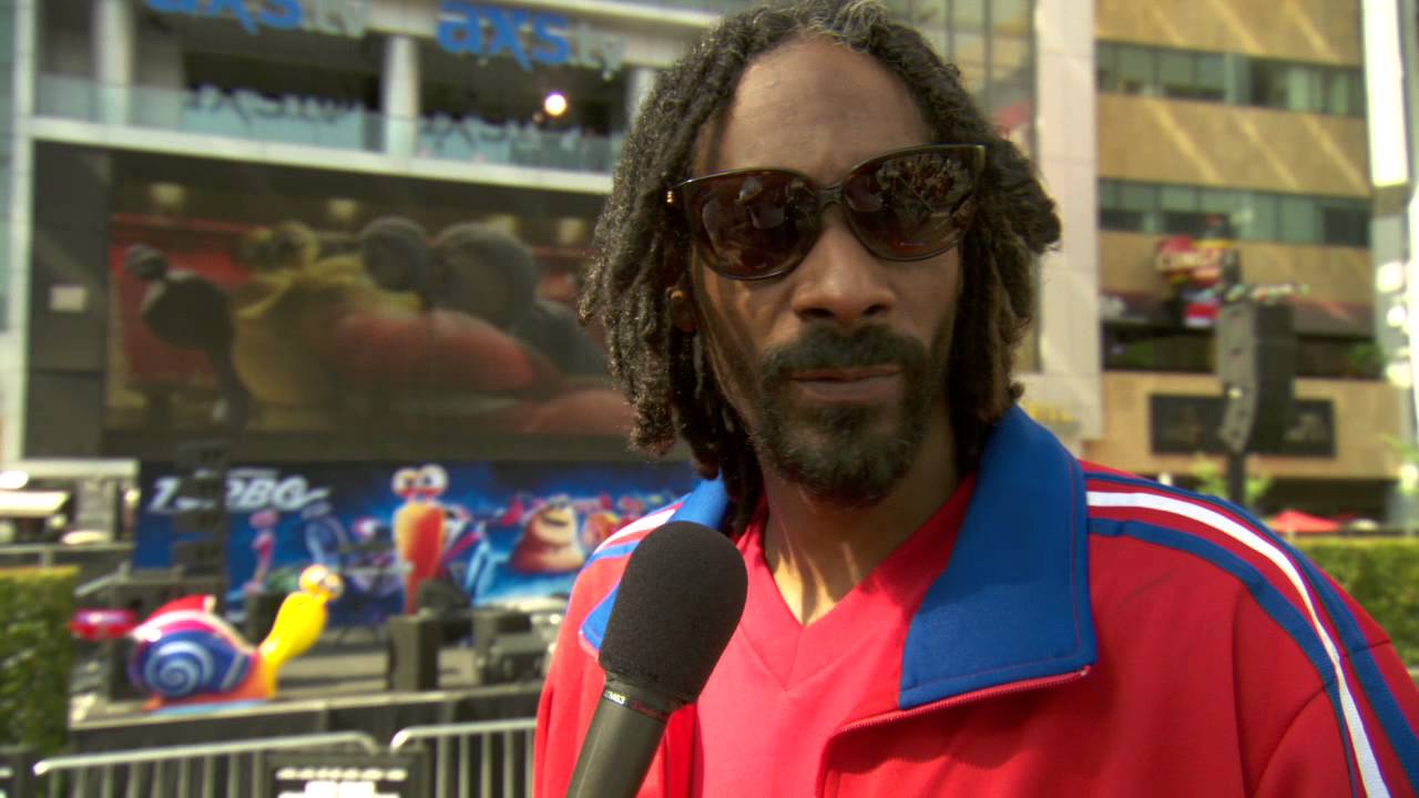Snoop Dogg Talks About His Character Smooth Move from 'Turbo' - YouTube