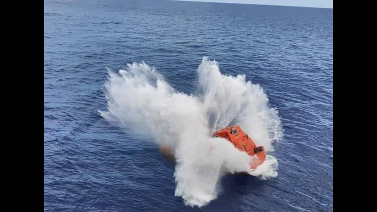 Free Fall Life Boat Launching, actual release by a primary emergency ...