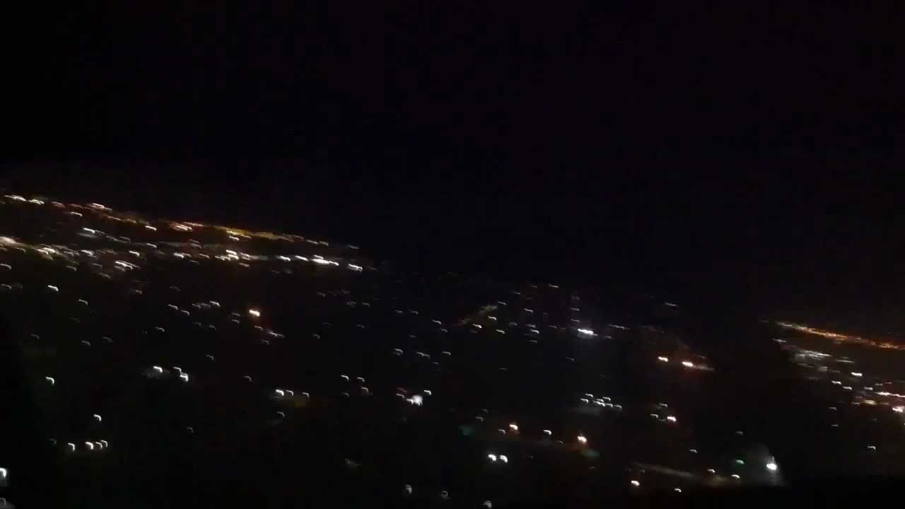 Night Flight in a Cessna 172 - YouTube