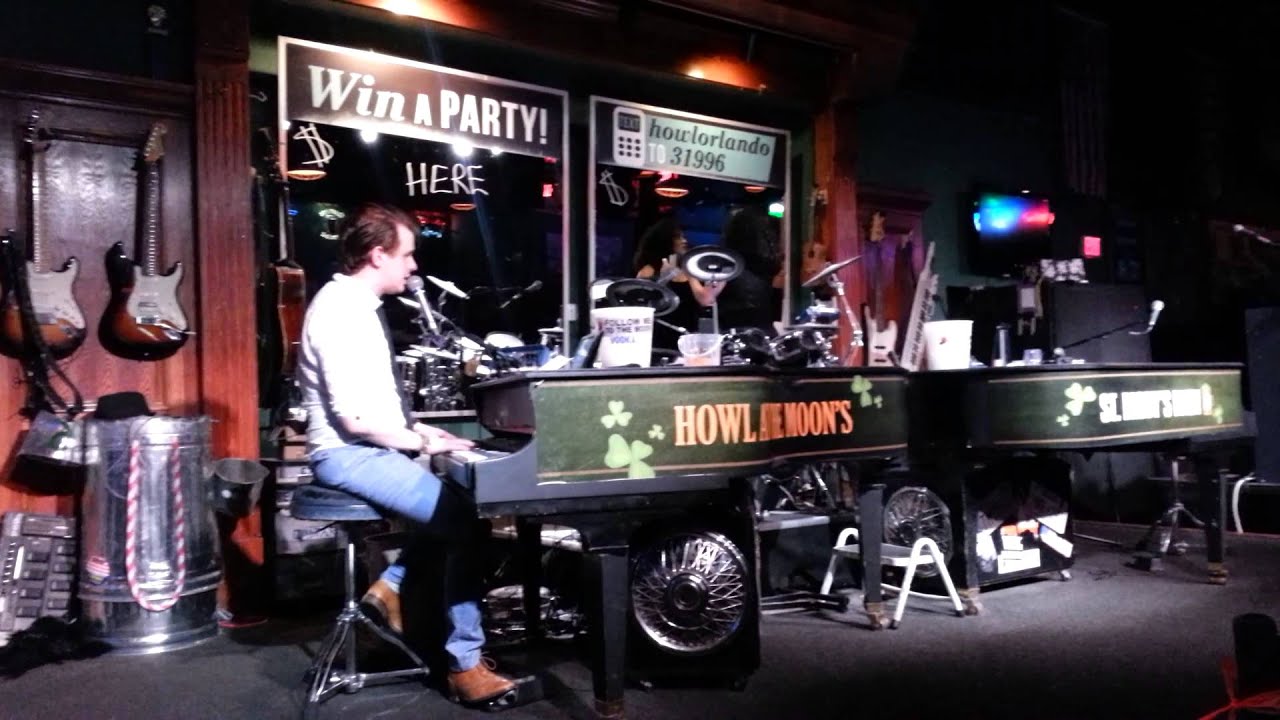 Howl at the Moon Orlando. - YouTube