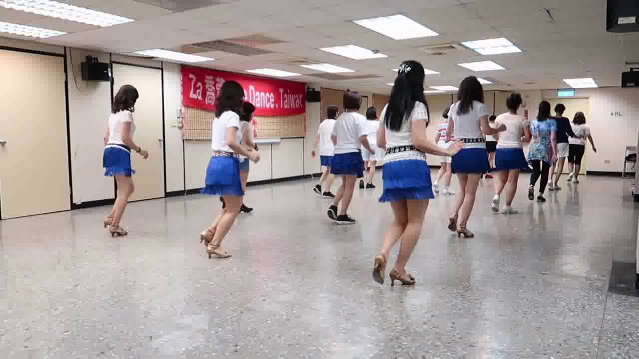 Africa Bum Bum Line Dance - YouTube