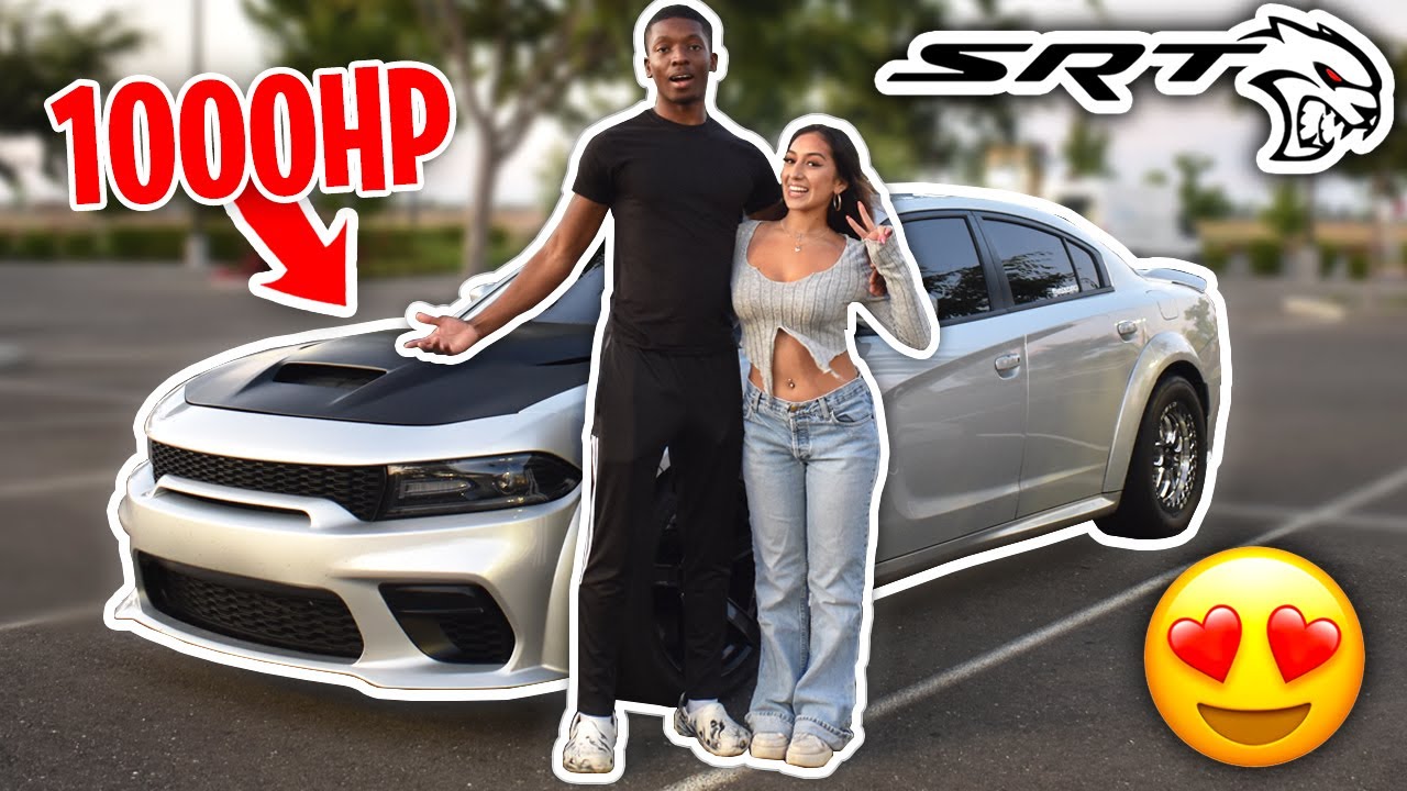 Giving Her a Ride in a 1000HP Hellcat *She's NEVER been in a FAST car ...