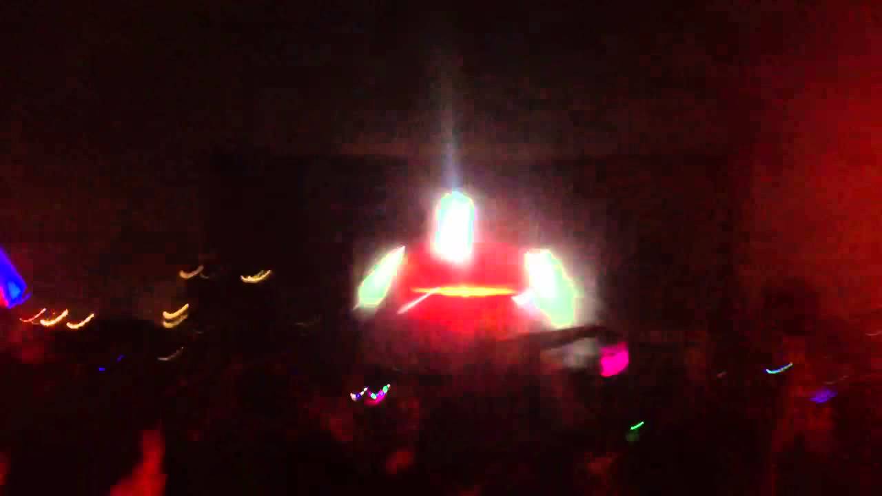 Discopolis - Committed to Sparkle Motion (Dubvison Remix) a - YouTube