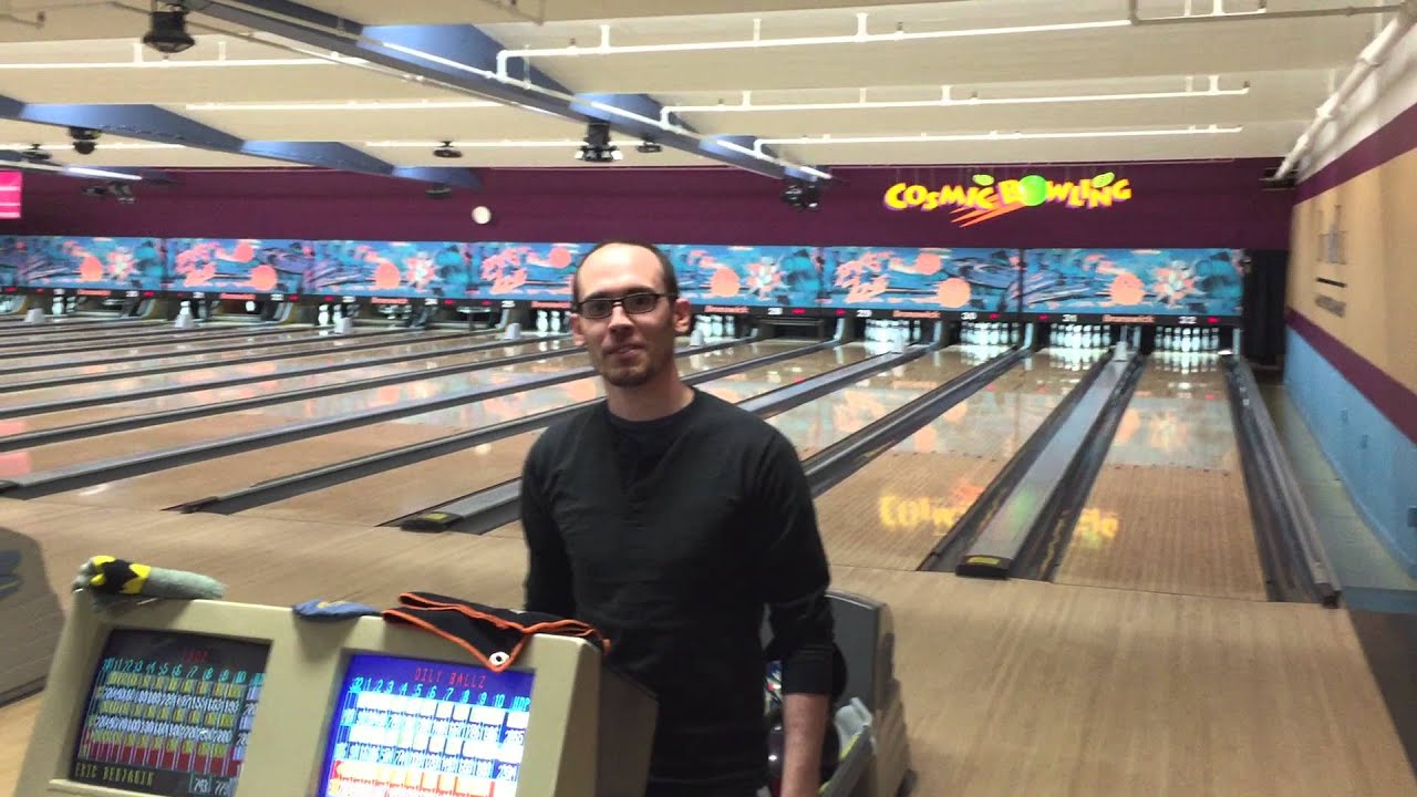 Kyle Keegan Bowling a 300 Game 11/19/14 - YouTube