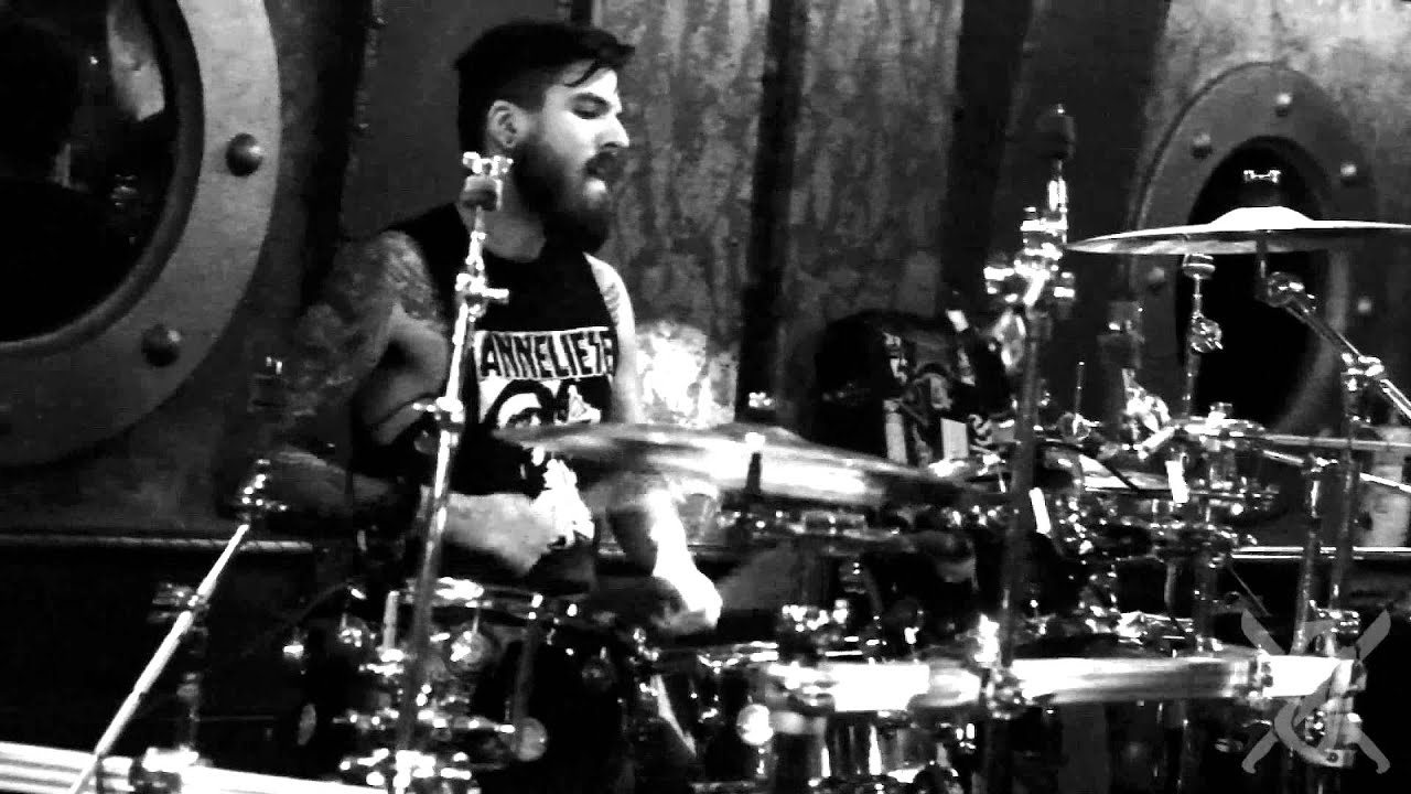 GUILTFEEDER - BRAIN BURNER ( LIVE @ THE BOAT / TORONTO) - YouTube