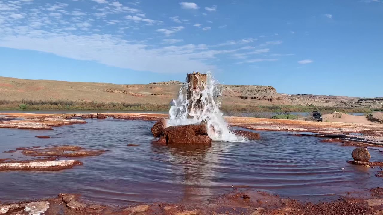 Crystal Geyser, Green River, UT - YouTube