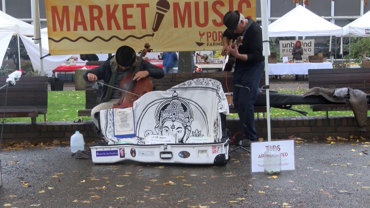 Buskers Martin Watkinson & Mark Gutierrez - YouTube