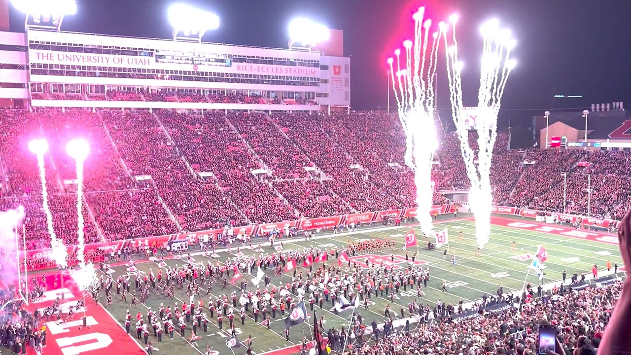 Utah vs Arizona DARK MODE Epic Tunnel Entrance Rice Eccles Stadium - YouTube