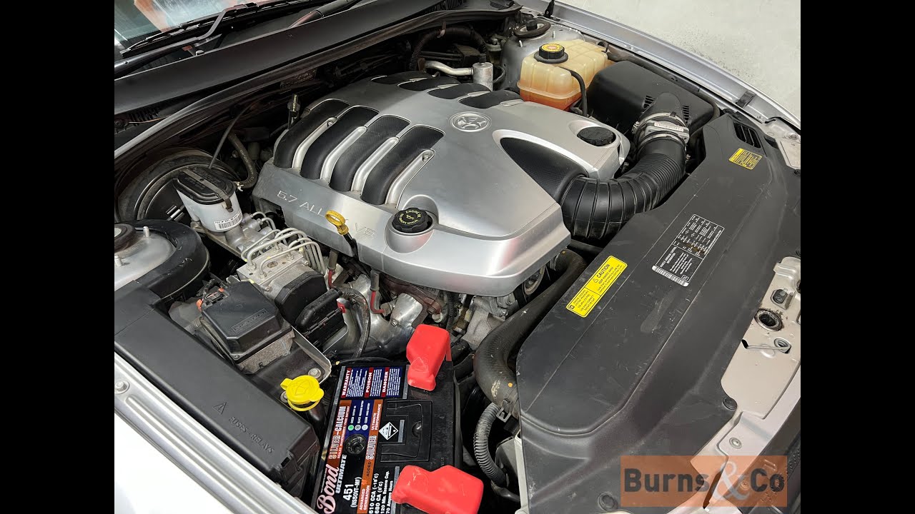 2004 Holden VY Calais Series II V8 - Engine - YouTube
