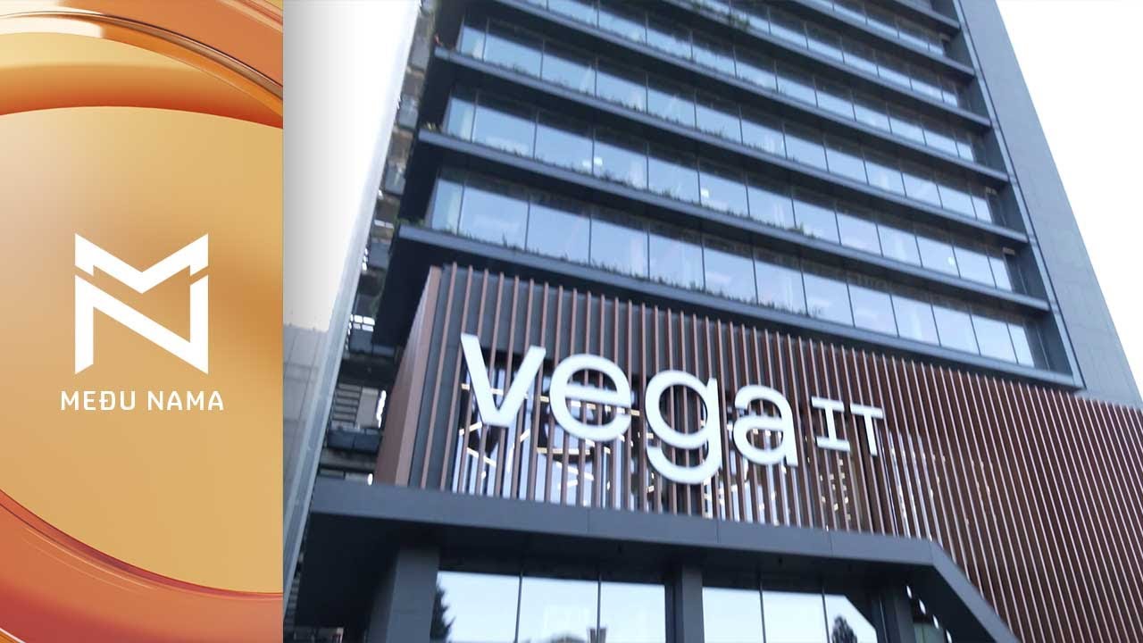 NOVI SAD: Novi sjaj starog simbola grada - YouTube