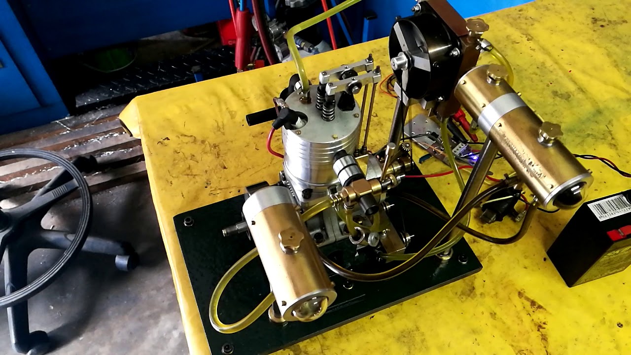 KIWI Model motor 3 - YouTube